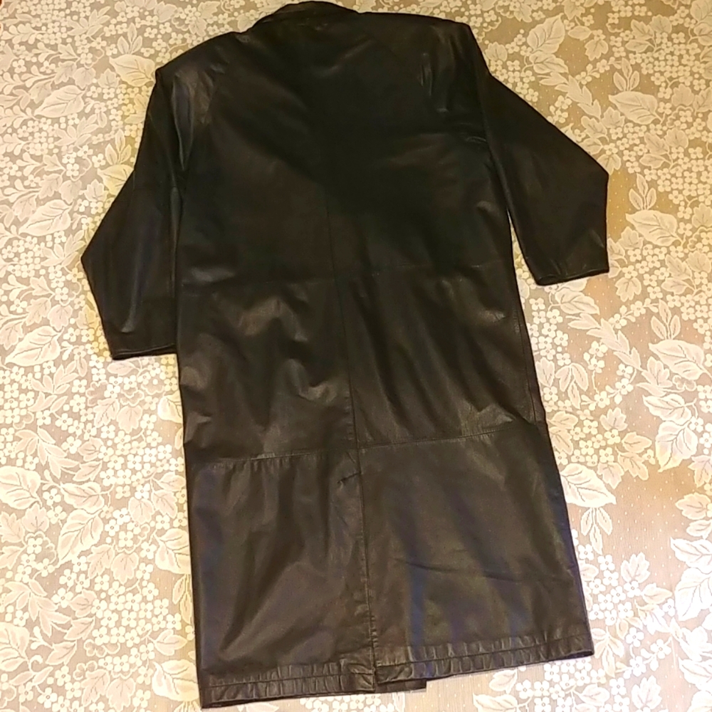 100% Leather Global Identity Jacket Size Large. - Gem